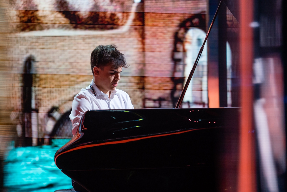 MLADI ZA MLADE IVAN PETROVIĆ - POLJAK, glasovir | Događanja | Lisinski