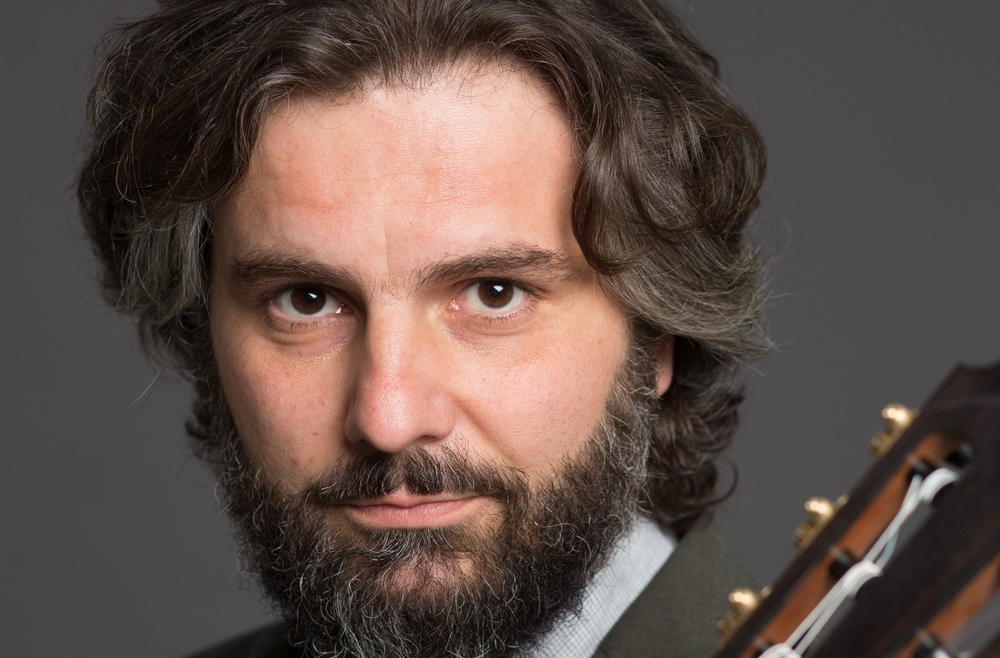 GLAZBENI UMJETNICI ZAGREBU - TOMISLAV VUKŠIĆ, gitara | Događanja | Lisinski